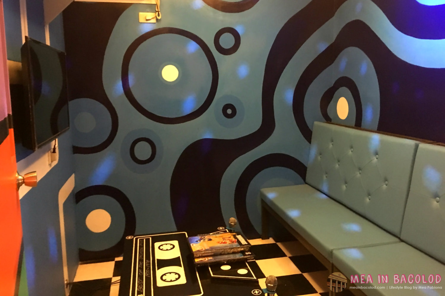 7-retro-ktv-bacolod-blue-ktv-room - Mea in Bacolod